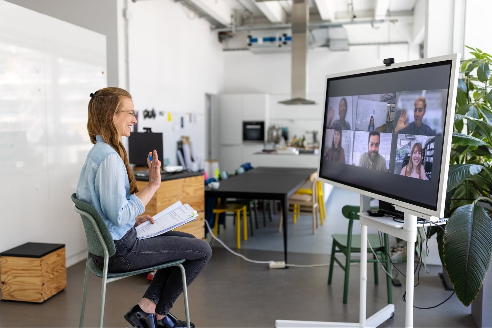 Enterprise Video Conferencing – AHAAV Enterprise Video Conferencing – AHAAV